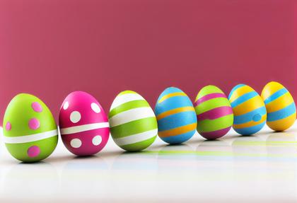 Free Download Colorful Easter eggs Lined up Image